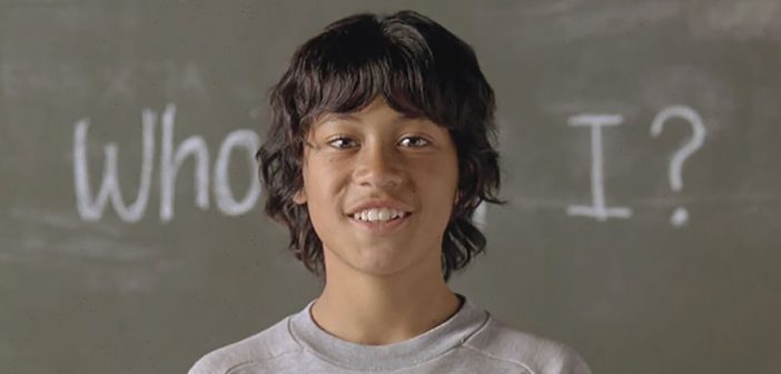Crítica | Boy (2010)